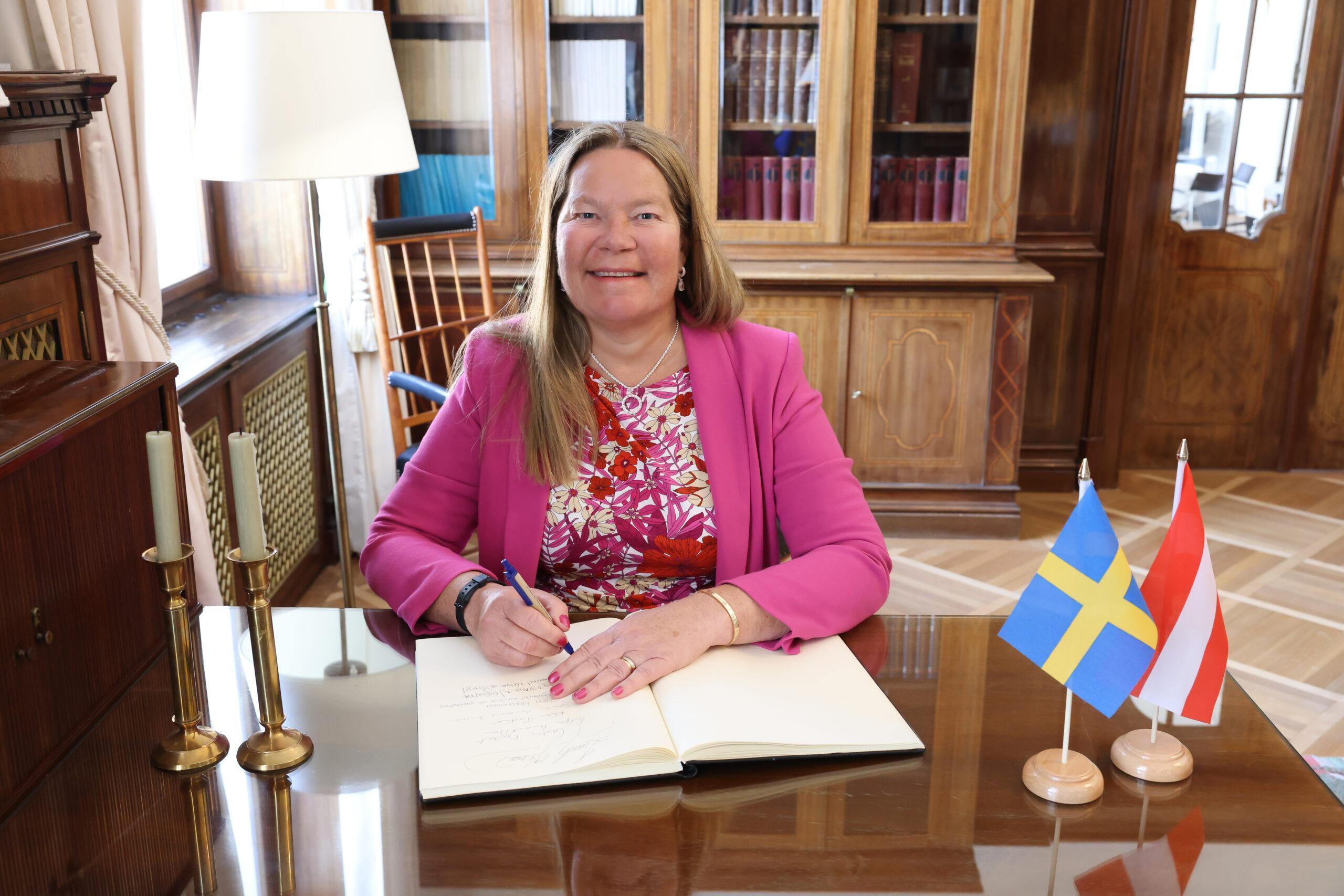 Sweden and Austria are two like-minded countries - society.at