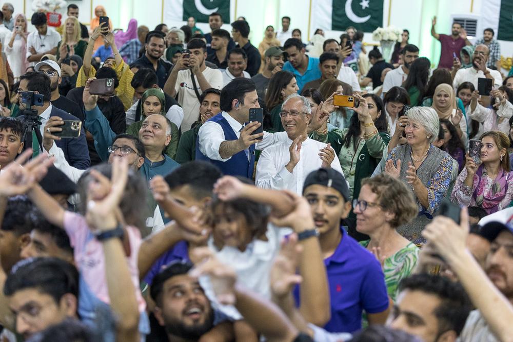 Pakistan: Independence Day & Defence Day - society.at